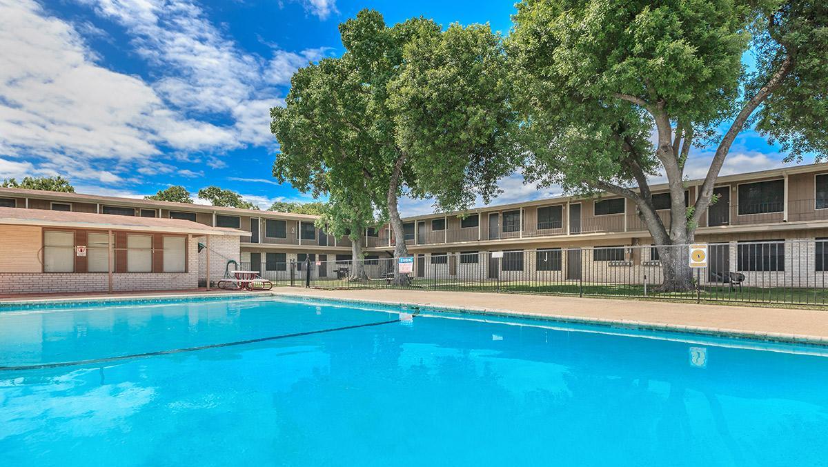 Apartmentdata.com report show San Antonio apartment market steady in ...