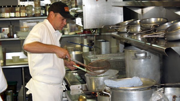 Justus Drugstore restaurant owner sells building, searches for new ...