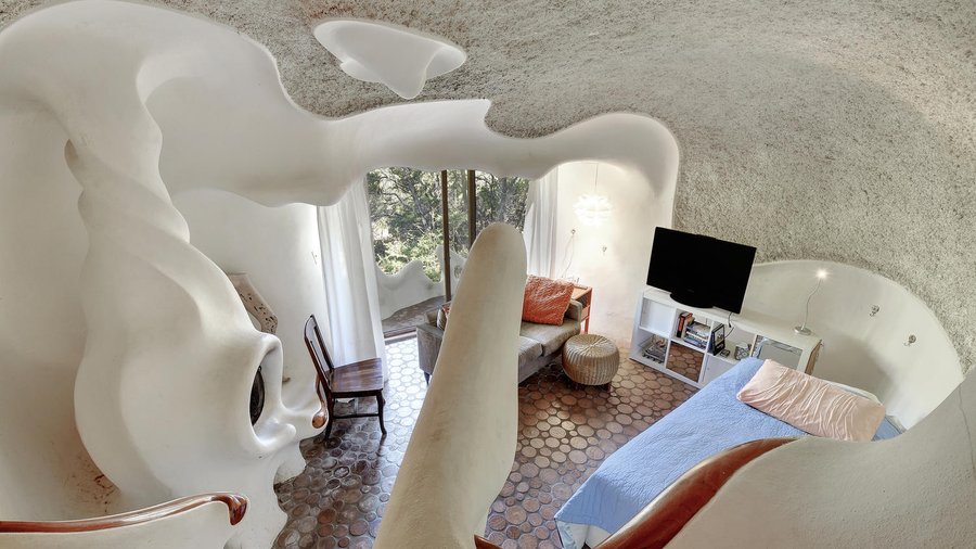 Look inside Austin's curvaceous, foam-built BloomHouse with artsy look ...