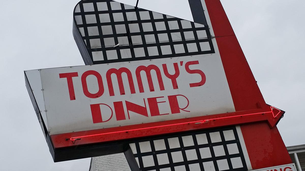 Tommy's Diner co-founder Tommy Pappas dies - Columbus Business First