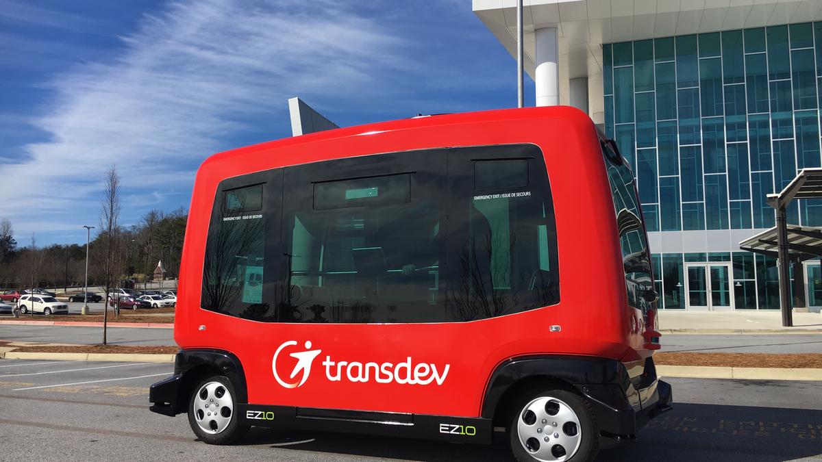 Driverless bus makes a stop in Atlanta while on cross-country tour ...