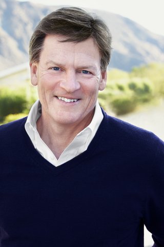In between roasting Donald Trump, Michael Lewis talks about new book ...