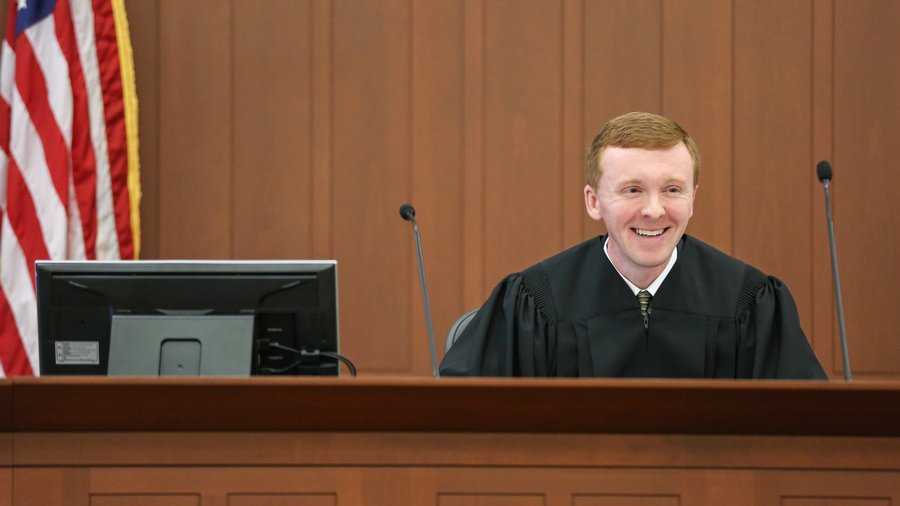 business court judge mk016