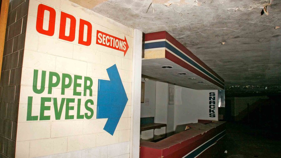 A decade ago, Buffalo's memoraable Aud came tumbling down - Buffalo ...
