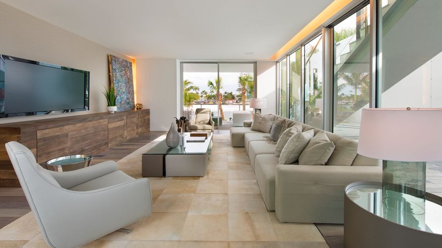 Miami Beach mansion photos: Barry Brodsky of Brodson Construction and ...