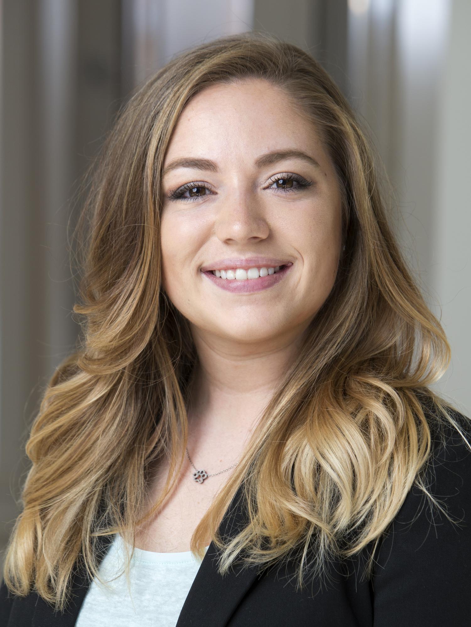 Lauren Bauer's Instagram, Twitter & Facebook on IDCrawl