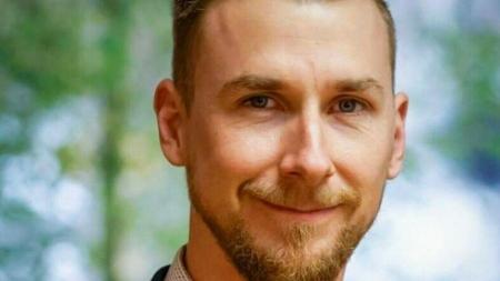 Nic Baker is quickly weaving a web of business connections ...