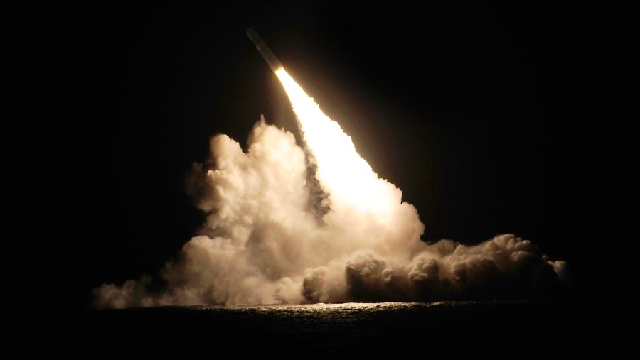 Lockheed Martin (NYSE: LMT) lands its first 2019 missile contract on ...