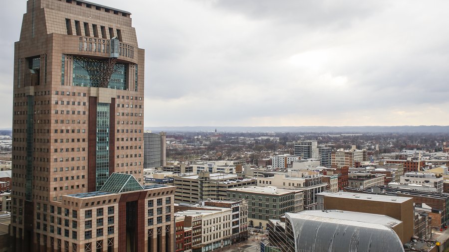 Roy Dunbar leaves Humana board of directors - Louisville Business First