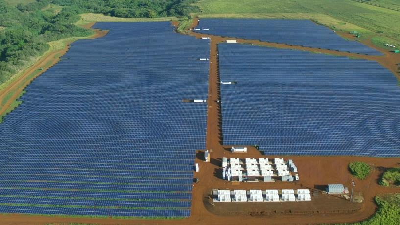 Tesla unleashes major solar farm, battery storage project in on Kauai ...