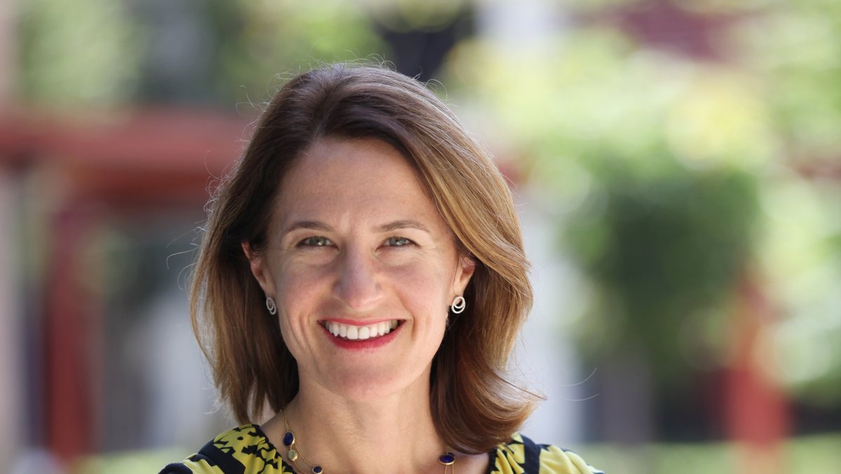 Farmers Insurance sends signal to curb distracted driving in Arizona ...