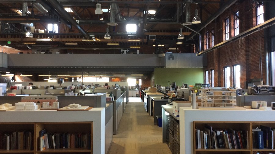 18 DBJ Offices -- Oz Architecture