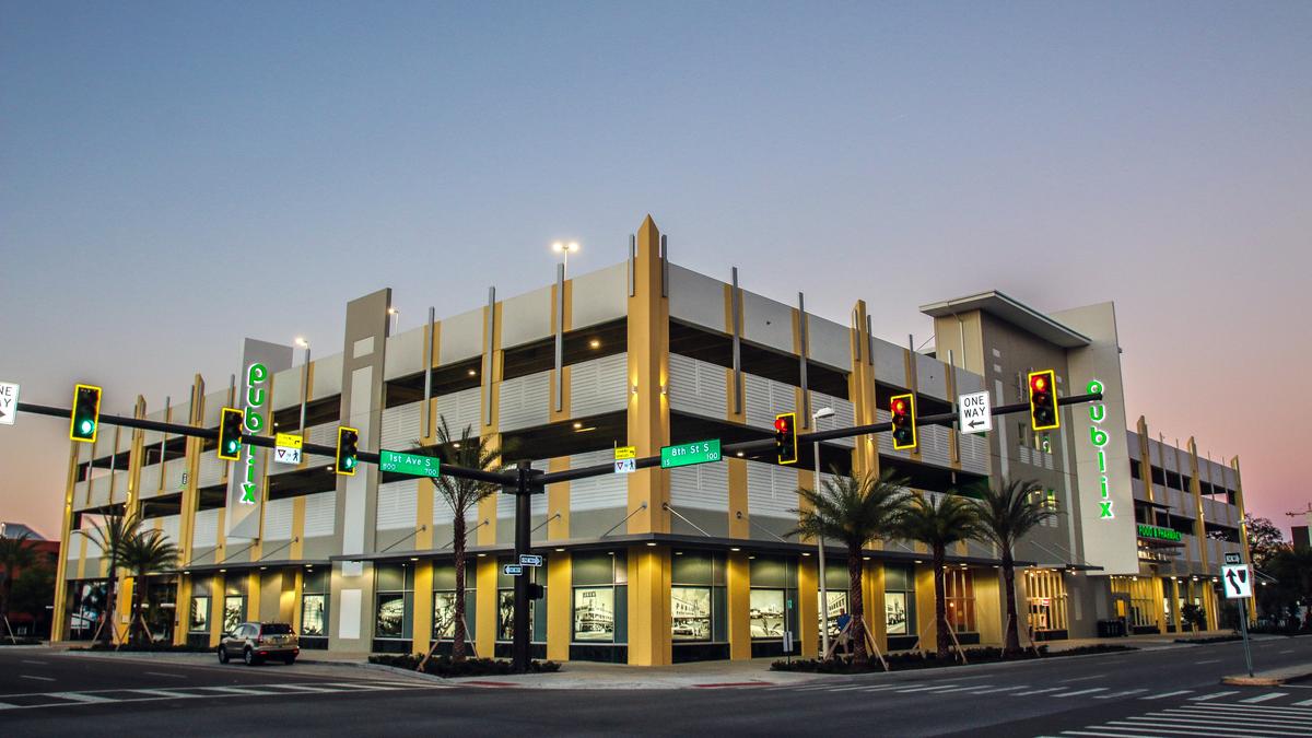 Kroger is eating Whole Foods' lunch nationally — but in Florida, it's ...