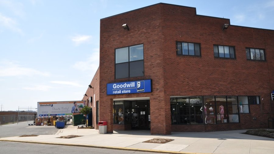 Goodwill to fill former Nike store space at Hecht Warehouse in ...