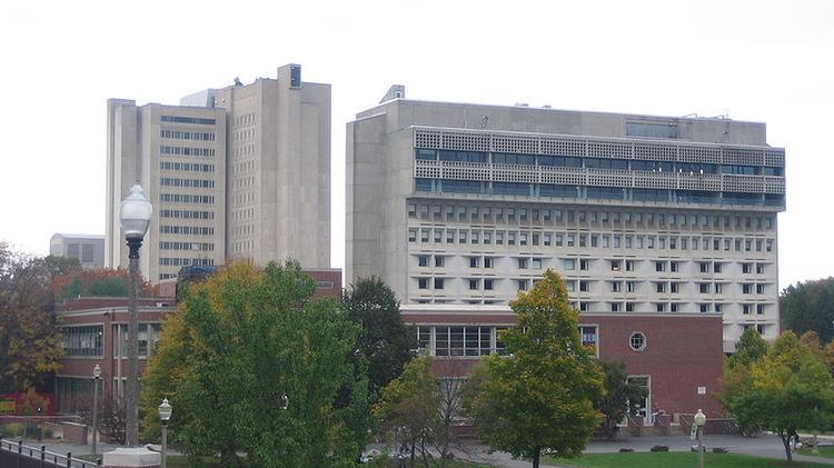 UMass Amherst fall opening recommendations released - Boston Business ...