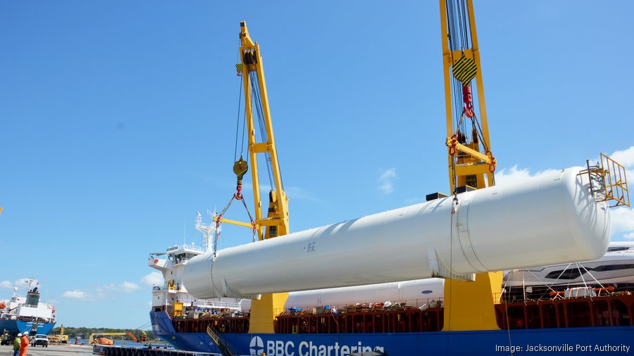 Two large LNG tanks arrive at Jaxport's Talleyrand Terminal making ...