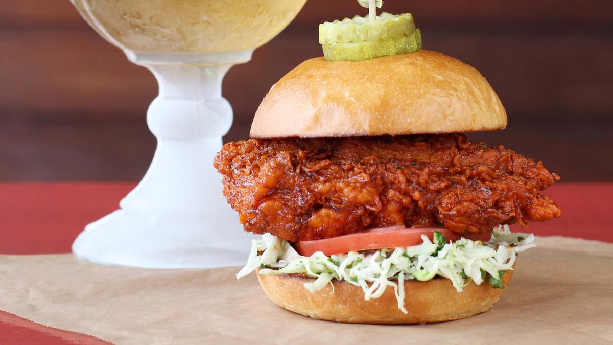 Hopdoddy Burger Bar sets opening date for Vintage Park location in ...