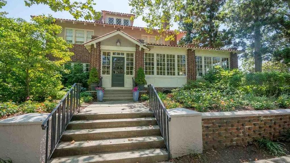 Classic Home of the week: Century-old Cape May Craftsman - Philadelphia ...