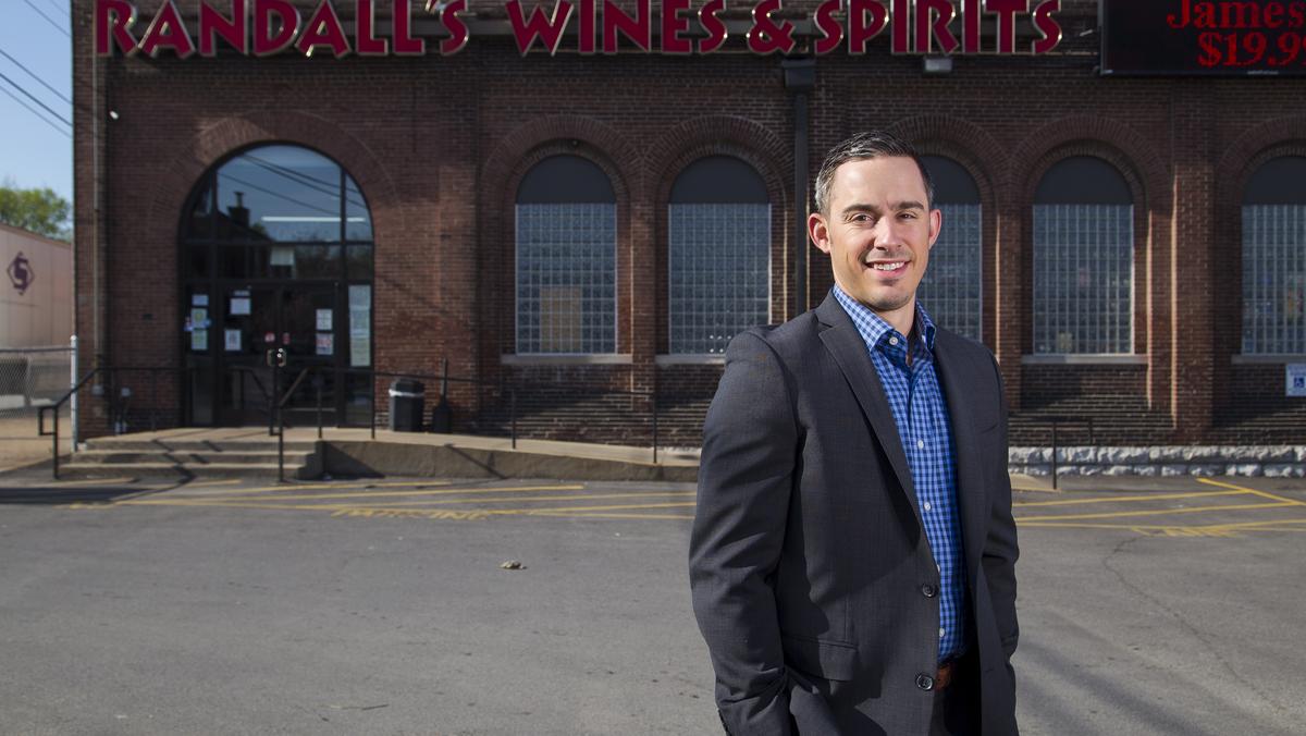 Why this local liquor store chose The Hill for expansion - St. Louis ...