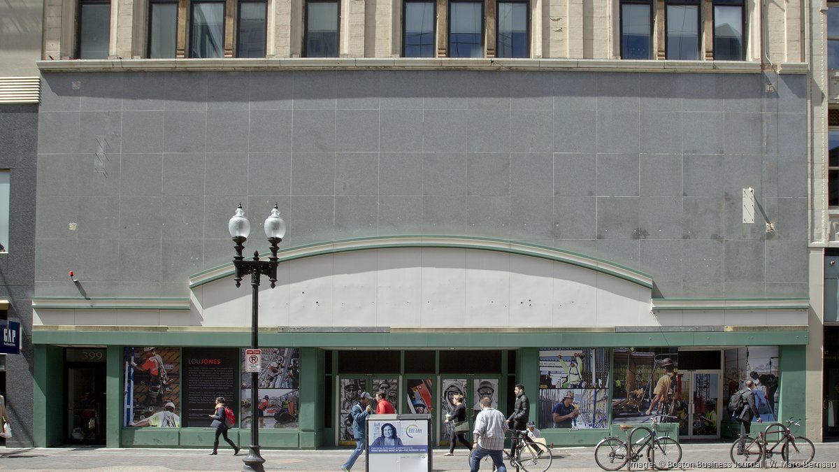 Former Barnes & Noble site in Boston's Downtown Crossing could be sold ...