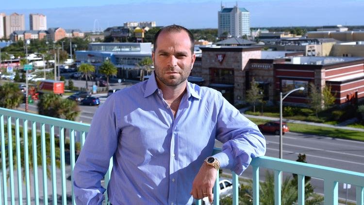 Tom's Watch Bar may expand rooftop site in Orlando's Hollywood Plaza ...