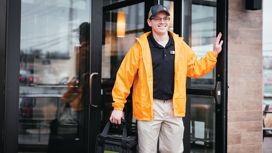 Panera partners with DoorDash, Grubhub and Uber Eats to expand its own ...