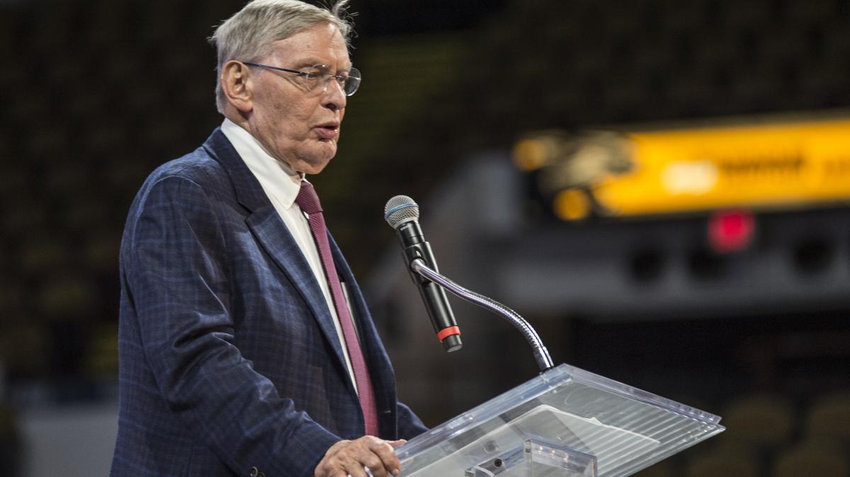 Selig takes pride in returning baseball to city - Milwaukee Business ...