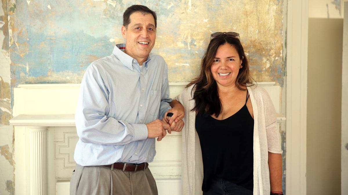 Sale of crumbling Person St. houses still mired in government red tape ...