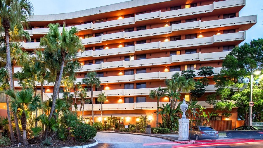 Inverrary Vacation Resort sold at bankruptcy auction to Luis Navas ...