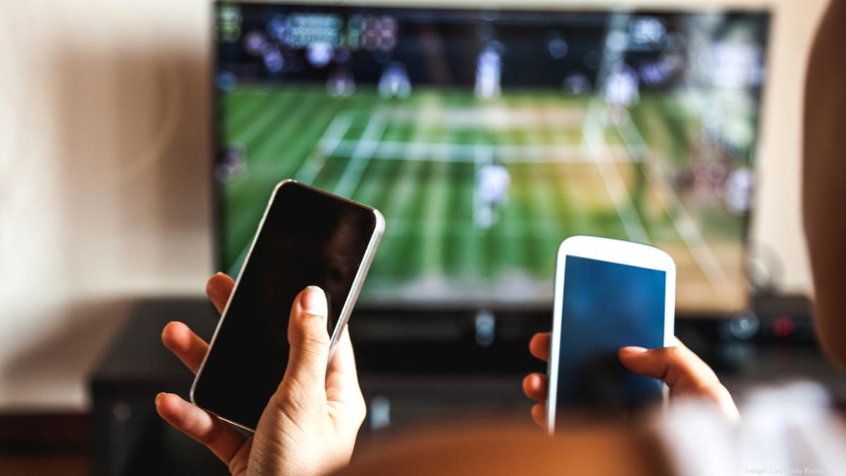 Hawaii mobile phone bills 7% higher than U.S. average, Doxo report ...