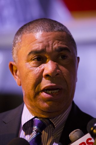 Congressman Lacy Clay calls for gun reform special session - St. Louis ...