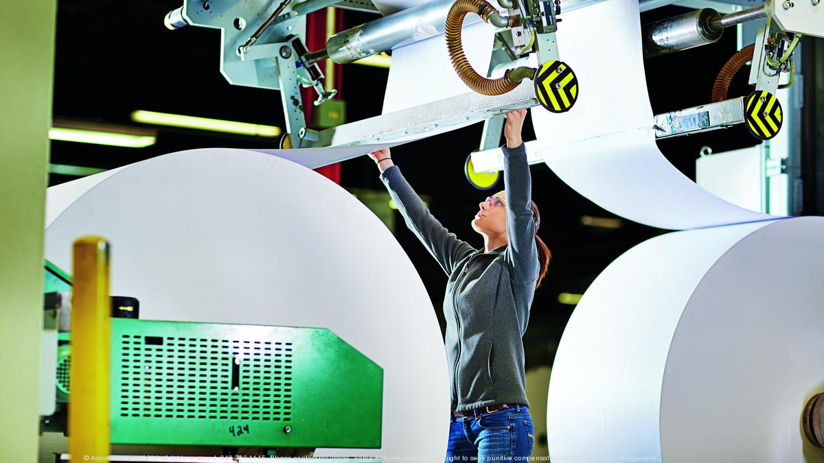 Stacey J. Mobley and William G. Walter have retired from Memphis-based ...