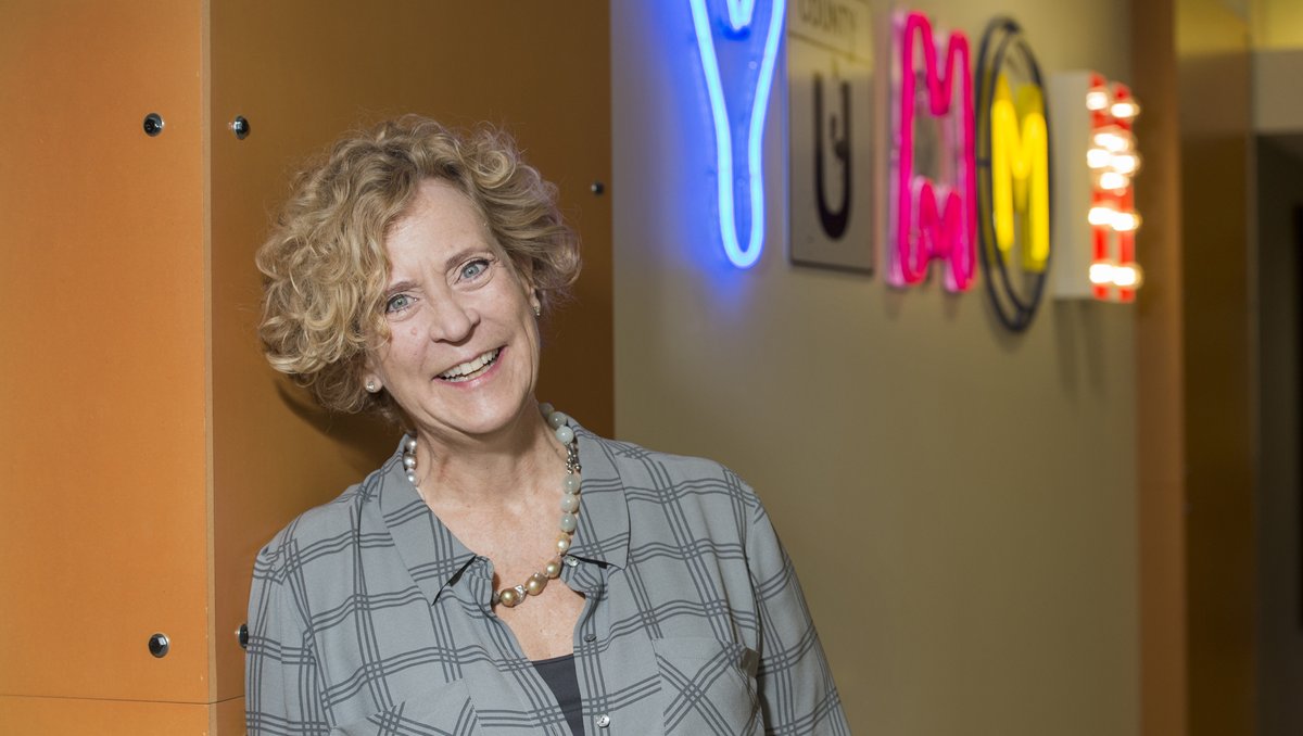 Red Robin reverses same-store sales tailspin, but sees less profit ...