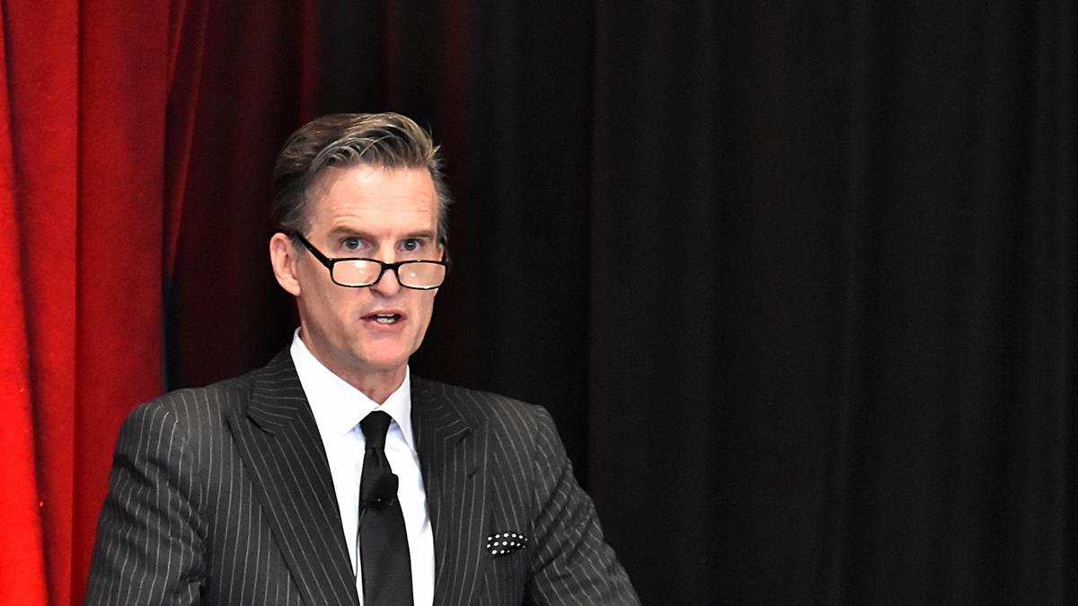 Macy's unveils new loyalty program as part of strategy to overhaul its ...