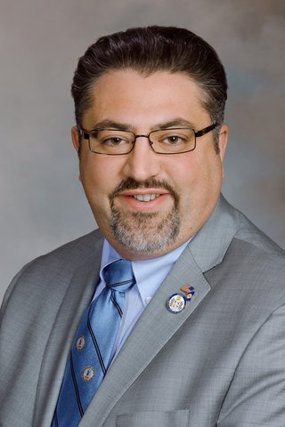 Curves franchiser David Ramadan to launch weigh- loss chain Revolism ...