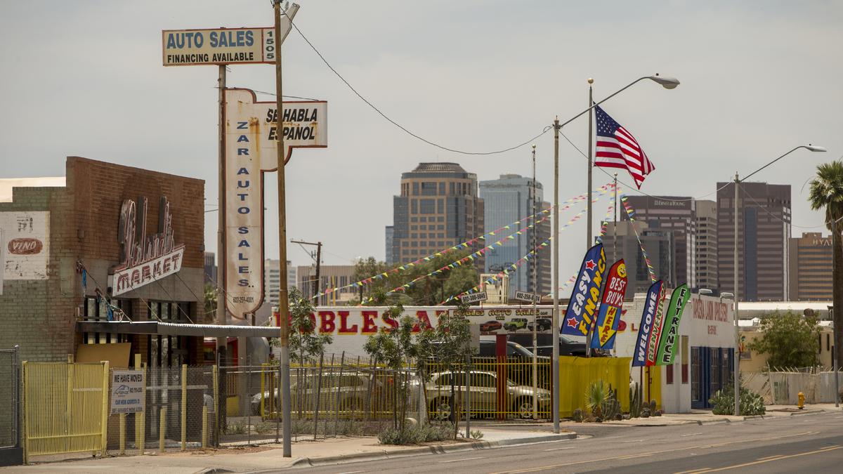 Phoenix looks to bring improvements to commuter route, old red light ...