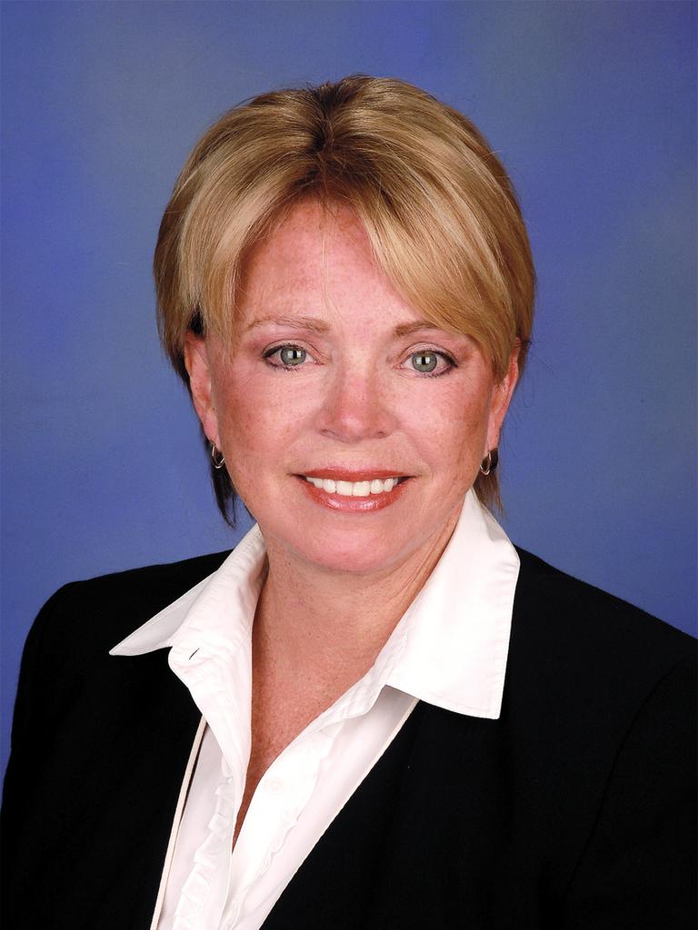 Martha Hartley's Instagram, Twitter & Facebook on IDCrawl