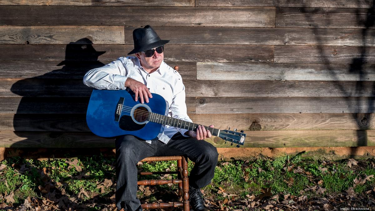 Q&A: Atlanta musician, author Daniel Cowan aka Dan Random talks book ...