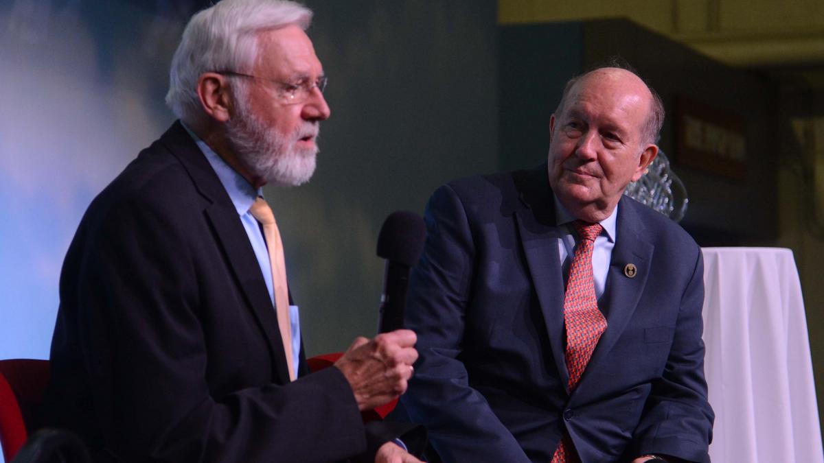 Atlanta event honoring Dr. Bill Foege brings together global health ...