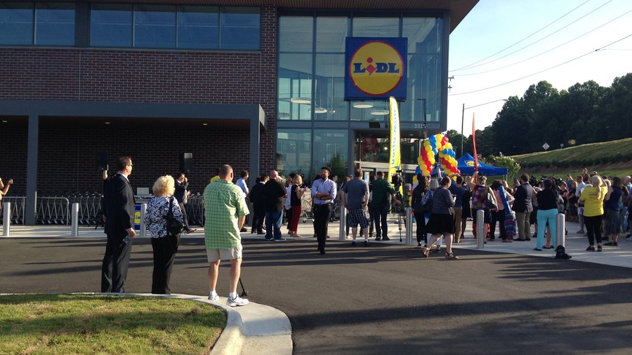 Huge crowd attends opening of Lidl store in Winston-Salem - Charlotte ...
