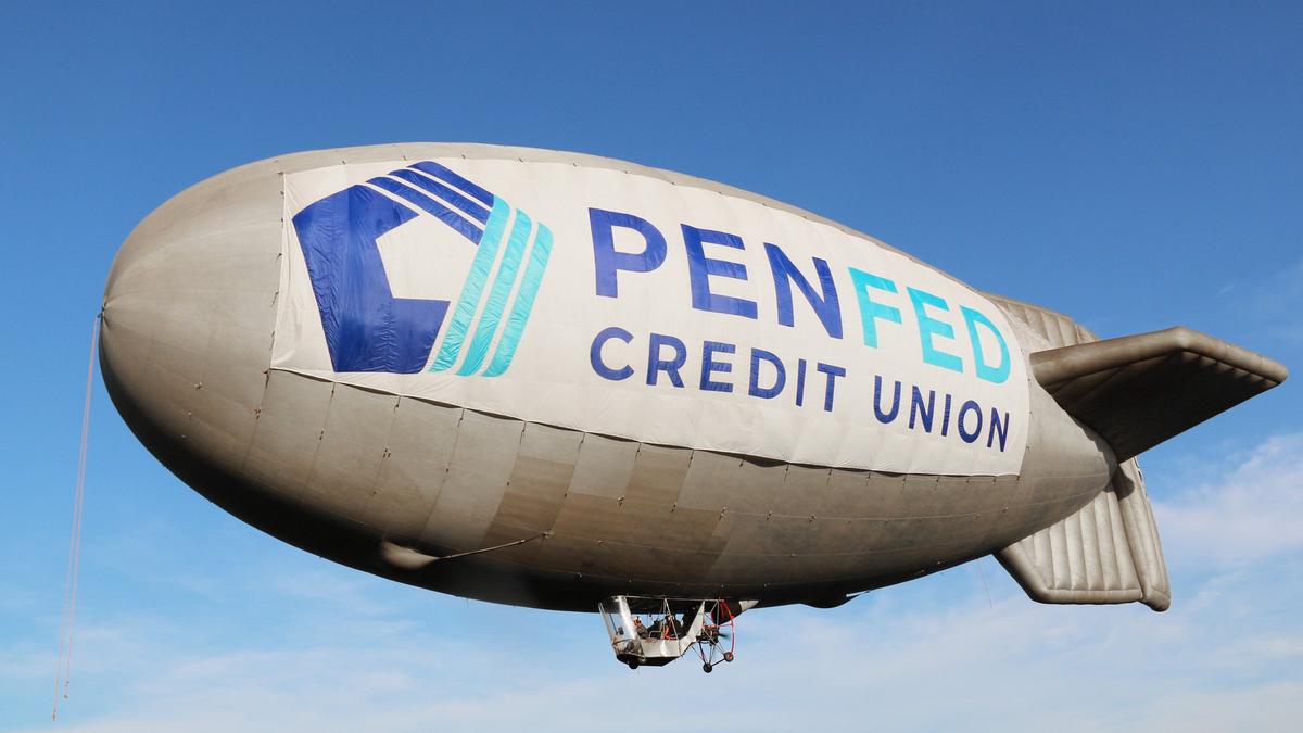 Blimp crashes near U.S. Open at Erin Hills: TMJ4 - Milwaukee Business ...