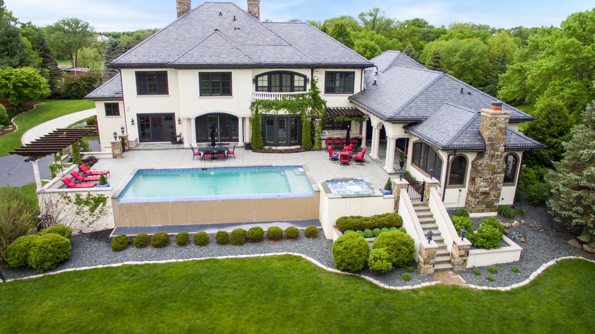 Dream Homes: Mediterranean-style Medina estate with pool is listed for ...