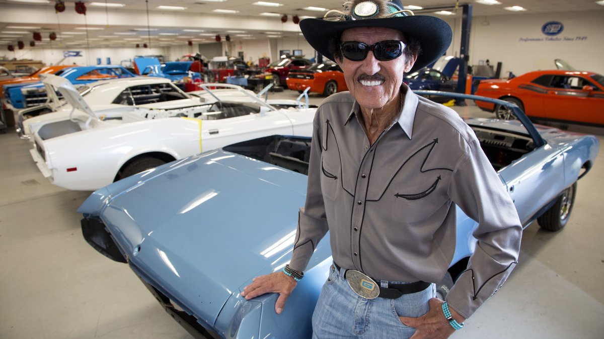 NASCAR legend Richard Petty donates 400 acres to Victory Junction in ...