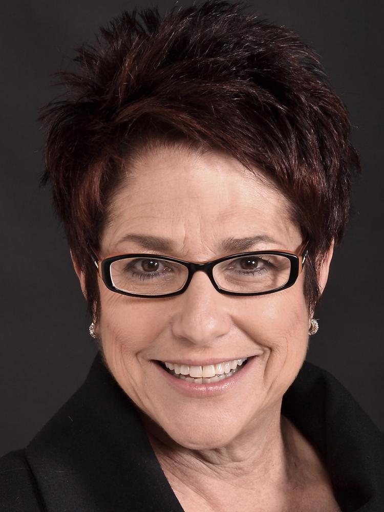 Phyllis Levy's Instagram, Twitter & Facebook on IDCrawl