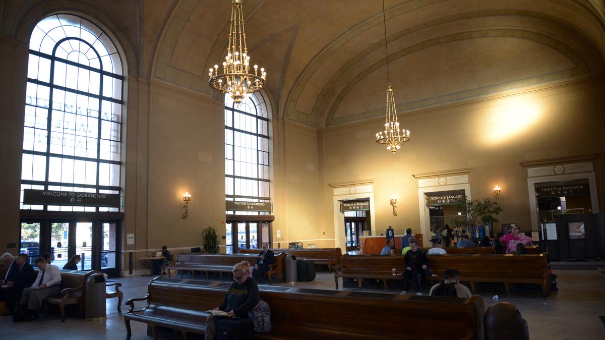 Business Journal photographer takes a trip on Amtrak's Capitol Corridor ...