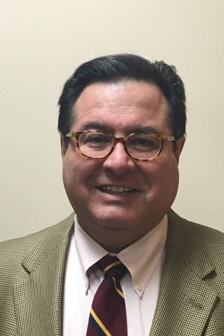 Ernest Calderon flying solo in law practice - Phoenix Business Journal