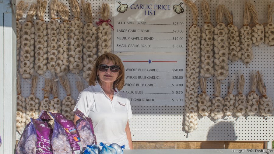 Lane Enterprises Garlic Braids at the 2017 Gilroy Garlic Festival