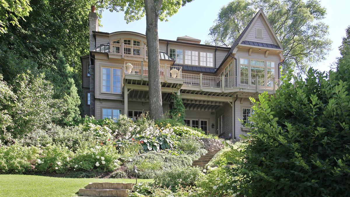Former home of ex-Cubs pitcher Kerry Wood sells for $4.99M - Milwaukee ...