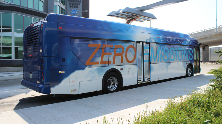 TriMet gets $2.3M for more battery-electric buses as it works to get ...