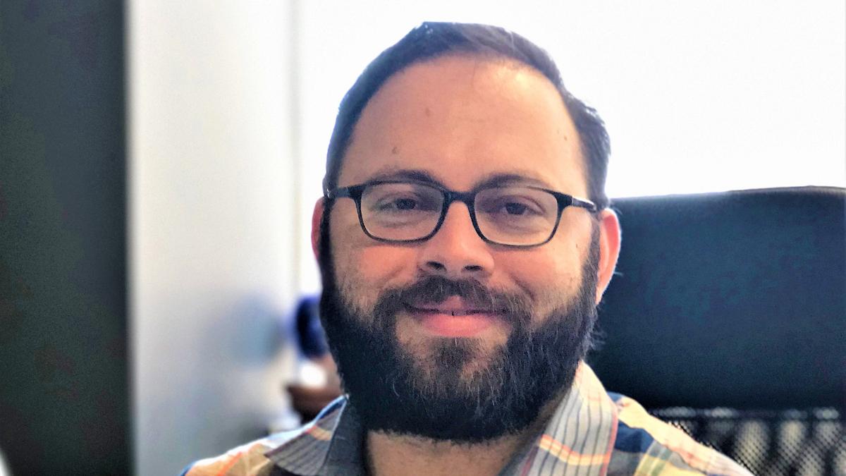 How Richard Margolin is using robots to help children with autism at ...